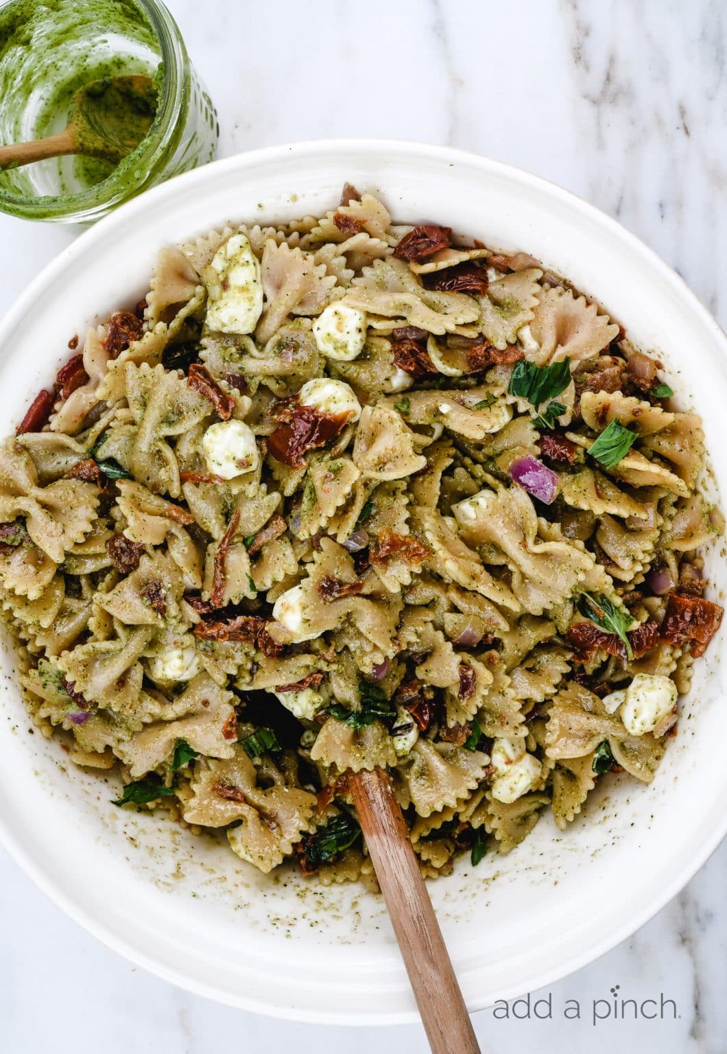 Pesto Caprese Pasta Salad Recipe - Add a Pinch