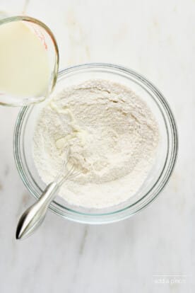 Easy Peach Cobbler Recipe - Add a Pinch