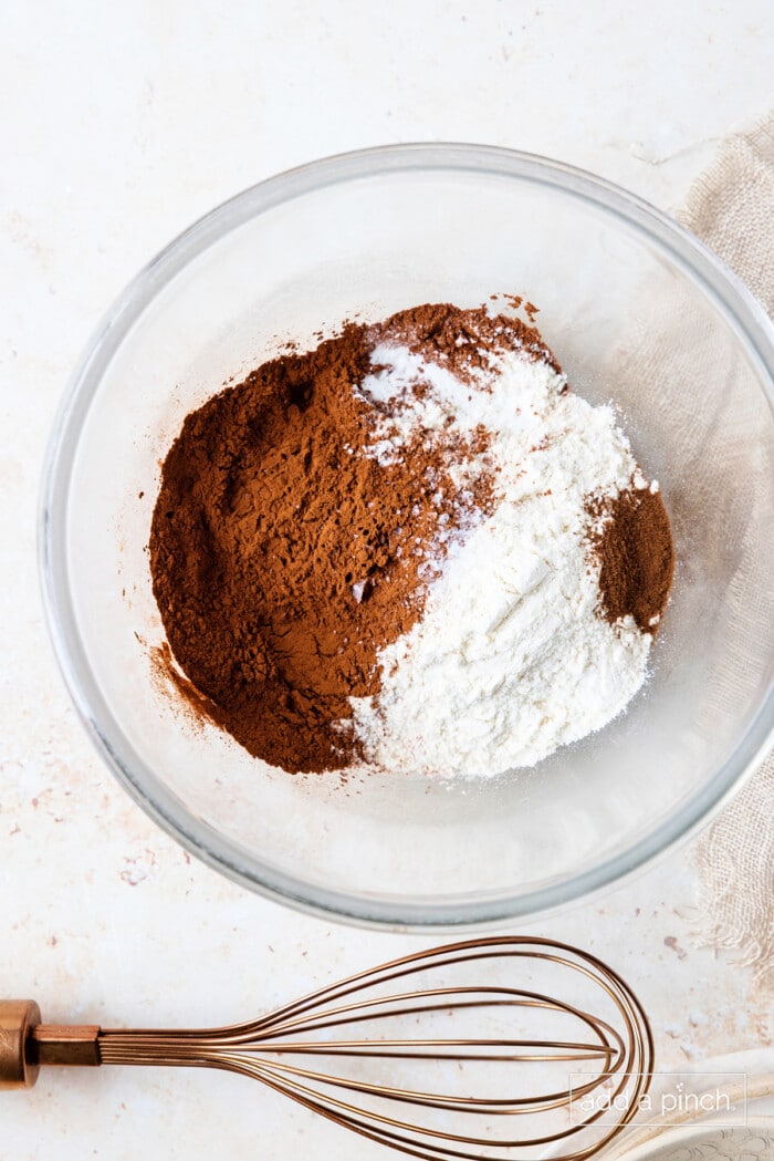 Chocolate Cake Roll Recipe (Swiss Roll Cake) - Add a Pinch