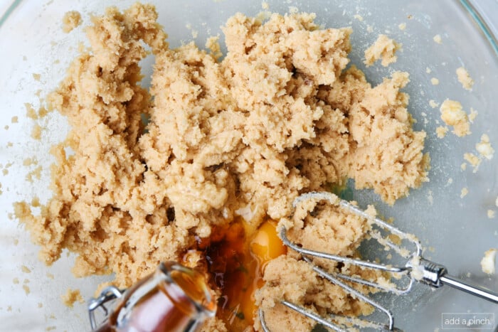 Chocolate Chip Cookie Cake Recipe - Add a Pinch